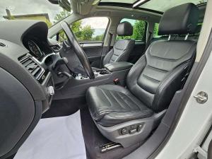 Balts Volkswagen Touareg 2012 Klaipėda, ar dzinēja tilpumu 2.97 L un nobraukumu 220 tūkst. km par 12550 €, foto 10 vietnē AUTOMOTO.COM.LV