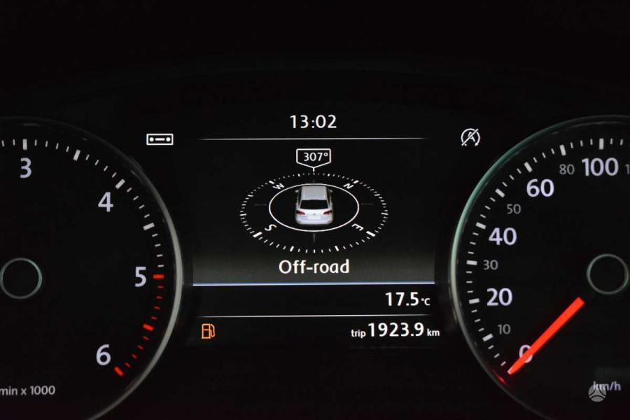 Balts Volkswagen Touareg 2012 Klaipėda, ar dzinēja tilpumu 2.97 L un nobraukumu 220 tūkst. km par 12550 €, foto 18 vietnē AUTOMOTO.COM.LV