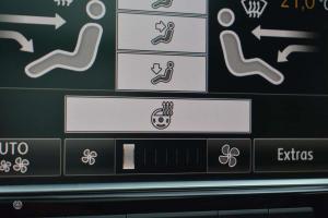 Balts Volkswagen Touareg 2012 Klaipėda, ar dzinēja tilpumu 2.97 L un nobraukumu 220 tūkst. km par 12550 €, foto 21 vietnē AUTOMOTO.COM.LV
