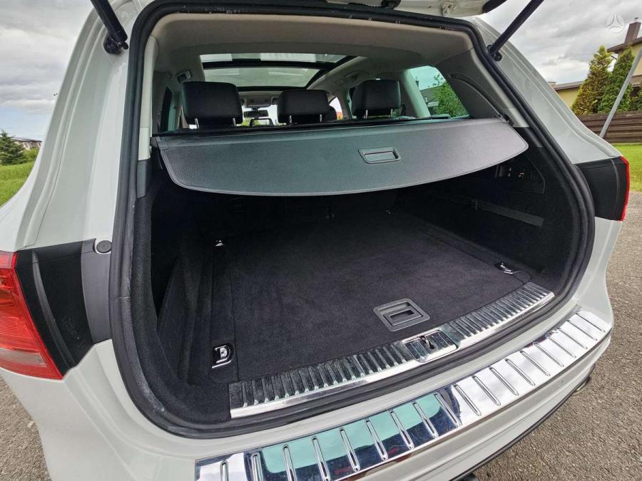 Balts Volkswagen Touareg 2012 Klaipėda, ar dzinēja tilpumu 2.97 L un nobraukumu 220 tūkst. km par 12550 €, foto 29 vietnē AUTOMOTO.COM.LV