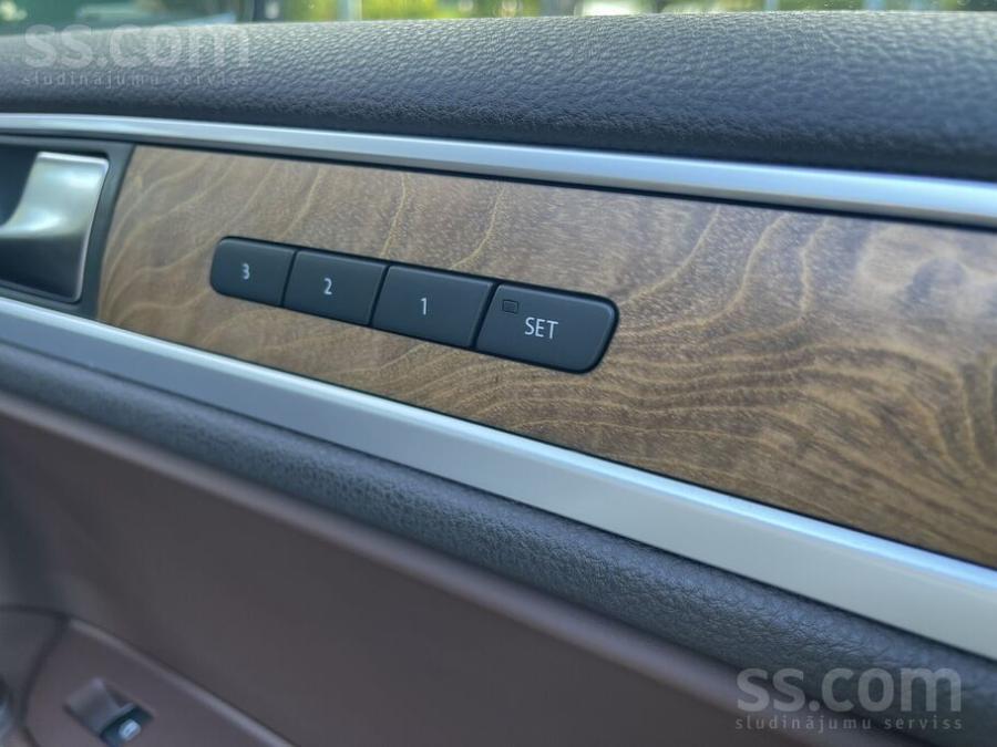 Белый Фольксваген Туарег 2012 в Юрмала, объемом двигателя 4.20 л и пробегом 0 тыс. км за 9990 €, фото 33 на AUTOMOTO.COM.LV