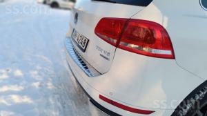 Balts Volkswagen Touareg 2013 Rīga, ar dzinēja tilpumu 3.00 L un nobraukumu 240 tūkst. km par 14450 €, foto 15 vietnē AUTOMOTO.COM.LV
