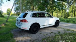 Balts Volkswagen Touareg 2013 Rīga, ar dzinēja tilpumu 3.00 L un nobraukumu 246 tūkst. km par 11950 €, foto 9 vietnē AUTOMOTO.COM.LV