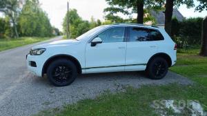 Balts Volkswagen Touareg 2013 Rīga, ar dzinēja tilpumu 3.00 L un nobraukumu 246 tūkst. km par 11950 €, foto 14 vietnē AUTOMOTO.COM.LV