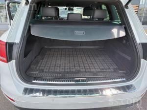 Balts Volkswagen Touareg 2013 Rīga, ar dzinēja tilpumu 3.00 L un nobraukumu 270 tūkst. km par 9200 €, foto 26 vietnē AUTOMOTO.COM.LV
