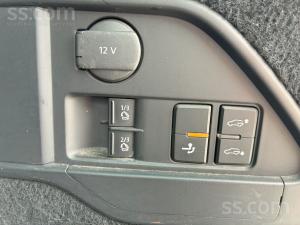 Balts Volkswagen Touareg 2013 Rīga, ar dzinēja tilpumu 3.00 L un nobraukumu 270 tūkst. km par 9200 €, foto 27 vietnē AUTOMOTO.COM.LV
