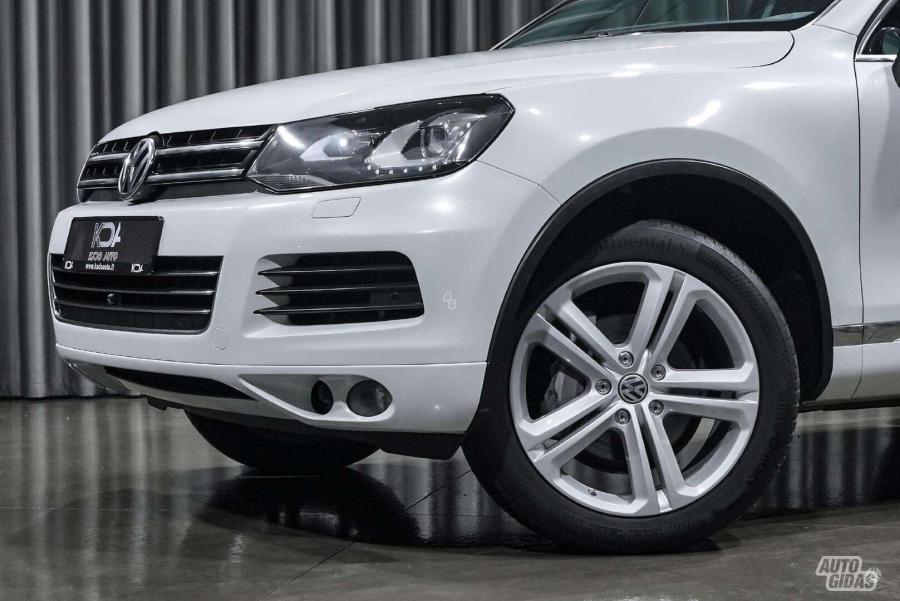 Balts Volkswagen Touareg 2014 Marijampole, ar dzinēja tilpumu 3.00 L un nobraukumu 237 tūkst. km par 14450 €, foto 6 vietnē AUTOMOTO.COM.LV