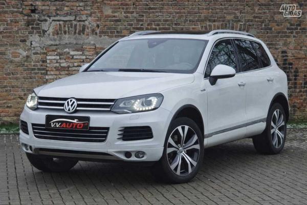 Balts Volkswagen Touareg 2014 Viļņa, ar dzinēja tilpumu 3.00 L un nobraukumu 296 tūkst. km par 13350 €, foto 1 vietnē AUTOMOTO.COM.LV