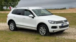 White Volkswagen Touareg 2014 in Aizkraukle, with an engine capacity of 3.00 L and mileage of 287 thousand km for 11490 €, photo 22 on AUTOMOTO.COM.LV