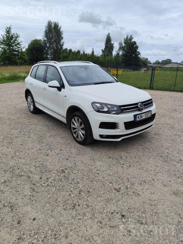 Balts Volkswagen Touareg 2014 Kuldīga, ar dzinēja tilpumu 3.00 L un nobraukumu 315 tūkst. km par 14950 €, foto 4 vietnē AUTOMOTO.COM.LV