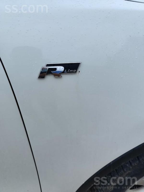 Balts Volkswagen Touareg 2014 Kuldīga, ar dzinēja tilpumu 3.00 L un nobraukumu 315 tūkst. km par 14950 €, foto 5 vietnē AUTOMOTO.COM.LV