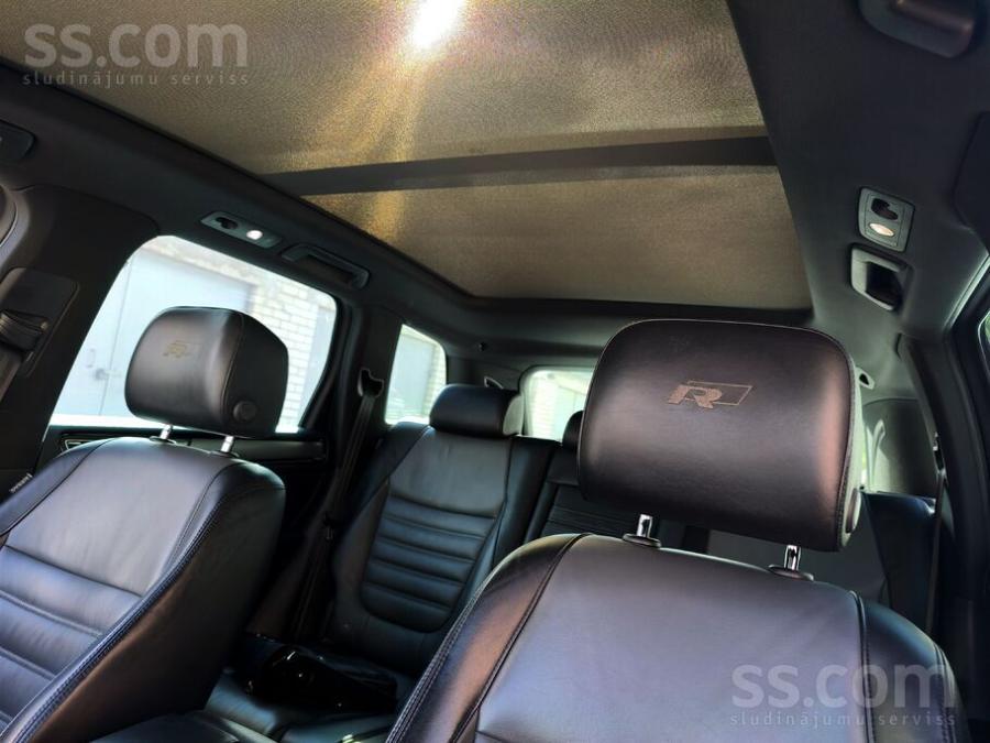 Balts Volkswagen Touareg 2014 Rīga, ar dzinēja tilpumu 3.00 L un nobraukumu 276 tūkst. km par 17000 €, foto 13 vietnē AUTOMOTO.COM.LV