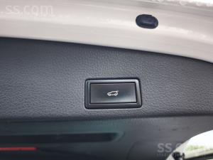 Balts Volkswagen Touareg 2014 Rīga, ar dzinēja tilpumu 3.00 L un nobraukumu 276 tūkst. km par 17000 €, foto 17 vietnē AUTOMOTO.COM.LV