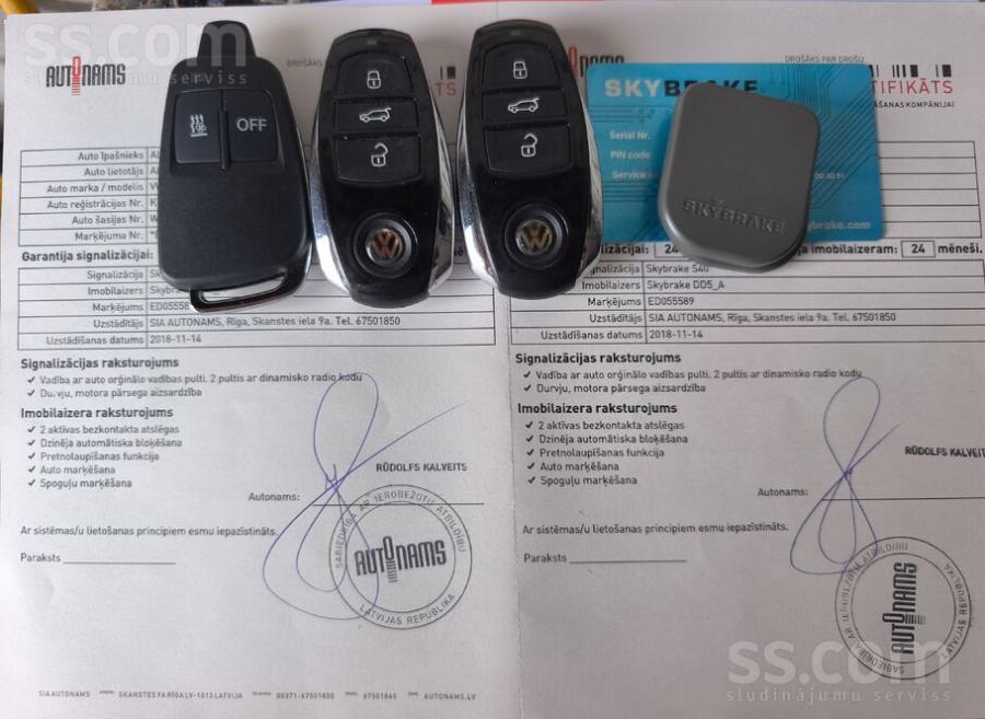 Balts Volkswagen Touareg 2014 Rīga, ar dzinēja tilpumu 3.00 L un nobraukumu 276 tūkst. km par 17000 €, foto 20 vietnē AUTOMOTO.COM.LV