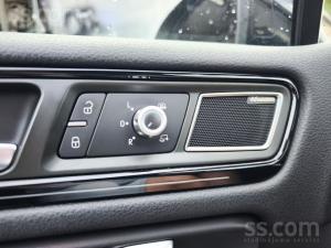 Balts Volkswagen Touareg 2014 Rīga, ar dzinēja tilpumu 3.00 L un nobraukumu 276 tūkst. km par 17000 €, foto 21 vietnē AUTOMOTO.COM.LV