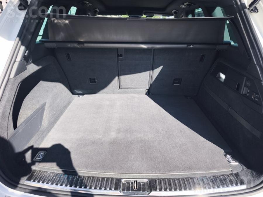 Balts Volkswagen Touareg 2014 Rīga, ar dzinēja tilpumu 3.00 L un nobraukumu 276 tūkst. km par 17000 €, foto 30 vietnē AUTOMOTO.COM.LV