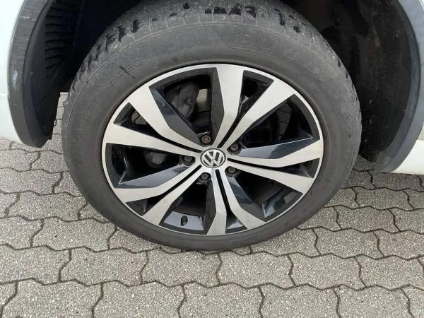 Balts Volkswagen Touareg 2014 Mārupe, ar dzinēja tilpumu 3.00 L un nobraukumu 242 tūkst. km par 15750 €, foto 6 vietnē AUTOMOTO.COM.LV