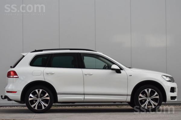 Balts Volkswagen Touareg 2014 Rīga, ar dzinēja tilpumu 3.00 L un nobraukumu 242 tūkst. km par 15750 €, foto 6 vietnē AUTOMOTO.COM.LV