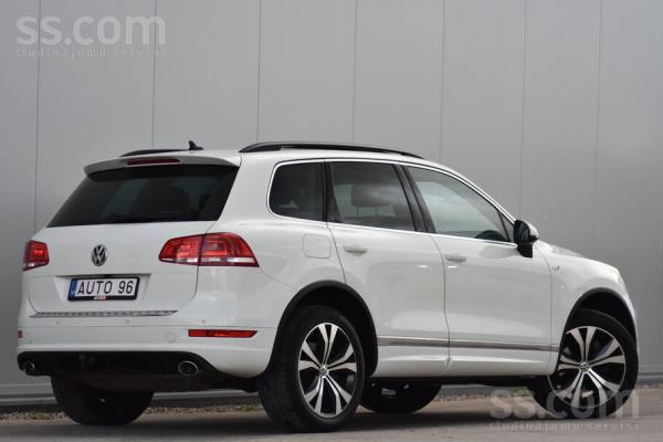 Balts Volkswagen Touareg 2014 Rīga, ar dzinēja tilpumu 3.00 L un nobraukumu 242 tūkst. km par 15750 €, foto 7 vietnē AUTOMOTO.COM.LV