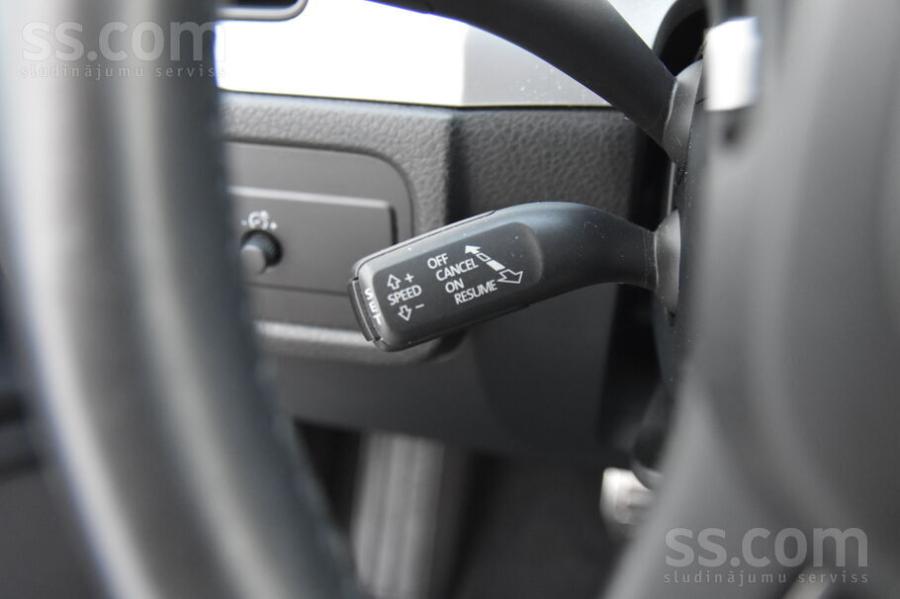 Balts Volkswagen Touareg 2014 Rīga, ar dzinēja tilpumu 3.00 L un nobraukumu 242 tūkst. km par 15750 €, foto 25 vietnē AUTOMOTO.COM.LV