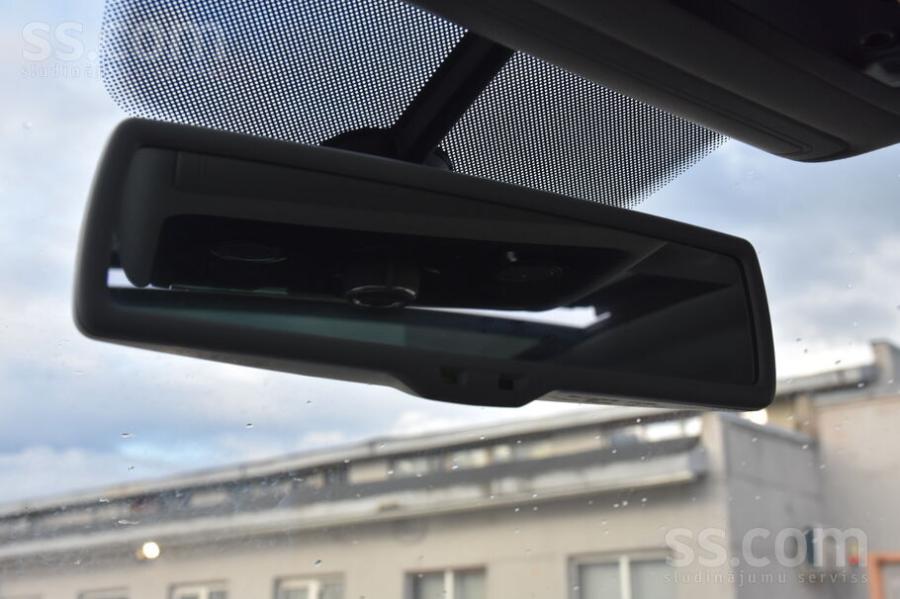 Balts Volkswagen Touareg 2014 Rīga, ar dzinēja tilpumu 3.00 L un nobraukumu 242 tūkst. km par 15750 €, foto 30 vietnē AUTOMOTO.COM.LV
