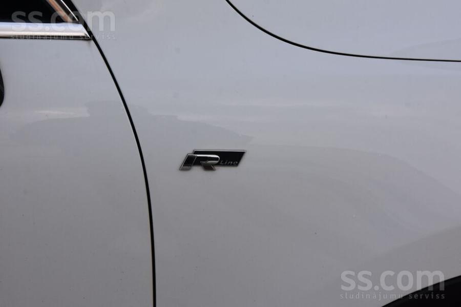 Balts Volkswagen Touareg 2014 Rīga, ar dzinēja tilpumu 3.00 L un nobraukumu 242 tūkst. km par 15750 €, foto 33 vietnē AUTOMOTO.COM.LV