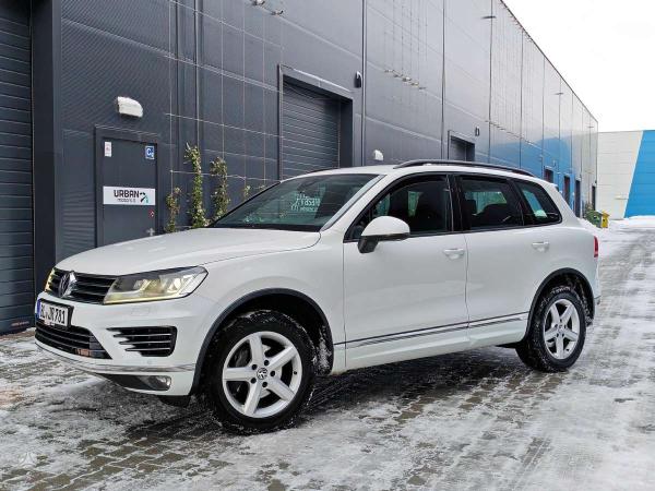 Balts Volkswagen Touareg 2015 Klaipėda, ar dzinēja tilpumu 2.97 L un nobraukumu 292 tūkst. km par 13450 €, foto 6 vietnē AUTOMOTO.COM.LV
