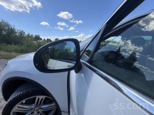 Balts Volkswagen Touareg 2015 Rīga, ar dzinēja tilpumu 3.00 L un nobraukumu 257 tūkst. km par 14200 €, foto 10 vietnē AUTOMOTO.COM.LV