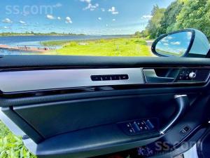 Balts Volkswagen Touareg 2015 Rīga, ar dzinēja tilpumu 3.00 L un nobraukumu 257 tūkst. km par 14200 €, foto 13 vietnē AUTOMOTO.COM.LV