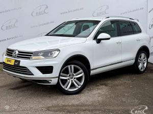 White Volkswagen Touareg 2015 in Klaipeda, with an engine capacity of 2.97 L and mileage of 242 thousand km for 11900 €, photo  on AUTOMOTO.COM.LV