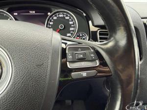 Balts Volkswagen Touareg 2015 Klaipėda, ar dzinēja tilpumu 2.97 L un nobraukumu 242 tūkst. km par 11900 €, foto 28 vietnē AUTOMOTO.COM.LV