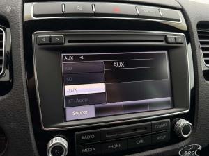 Balts Volkswagen Touareg 2015 Klaipėda, ar dzinēja tilpumu 2.97 L un nobraukumu 242 tūkst. km par 11900 €, foto 32 vietnē AUTOMOTO.COM.LV