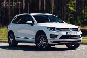 Balts Volkswagen Touareg 2015 Rīga, ar dzinēja tilpumu 3.00 L un nobraukumu 225 tūkst. km par 16900 €, foto  vietnē AUTOMOTO.COM.LV