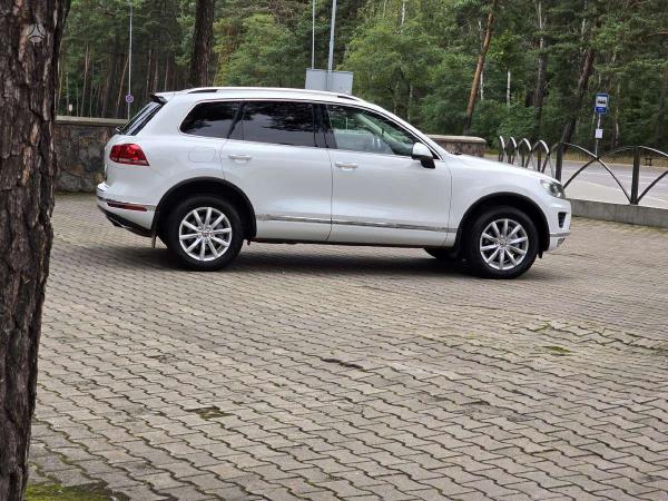 Balts Volkswagen Touareg 2016 Klaipėda, ar dzinēja tilpumu 2.97 L un nobraukumu 213 tūkst. km par 19500 €, foto 8 vietnē AUTOMOTO.COM.LV