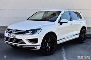 Balts Volkswagen Touareg 2016 Kretinga, ar dzinēja tilpumu 3.00 L un nobraukumu 276 tūkst. km par 14999 €, foto  vietnē AUTOMOTO.COM.LV