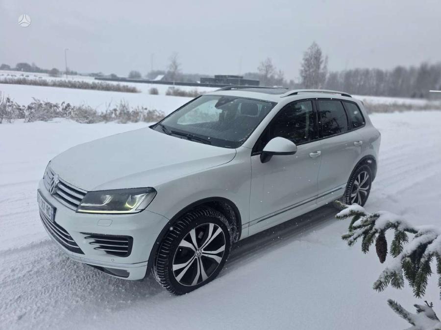Balts Volkswagen Touareg 2017 Kauņa, ar dzinēja tilpumu 3.00 L un nobraukumu 270 tūkst. km par 16500 €, foto 5 vietnē AUTOMOTO.COM.LV