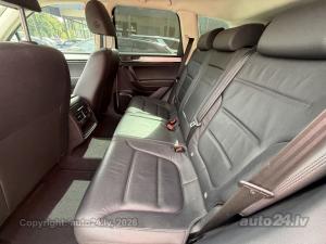 Balts Volkswagen Touareg 2017 Tallina, ar dzinēja tilpumu 3.00 L un nobraukumu 256 tūkst. km par 14490 €, foto 10 vietnē AUTOMOTO.COM.LV