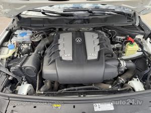 Balts Volkswagen Touareg 2017 Tallina, ar dzinēja tilpumu 3.00 L un nobraukumu 256 tūkst. km par 14490 €, foto 13 vietnē AUTOMOTO.COM.LV