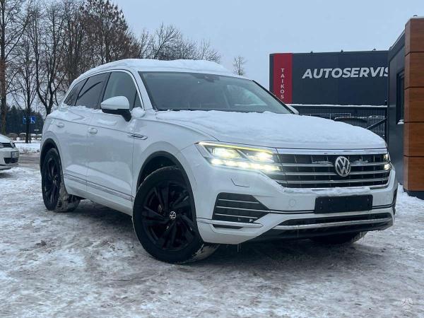Balts Volkswagen Touareg 2018 Kauņa, ar dzinēja tilpumu 3.00 L un nobraukumu 339 tūkst. km par 24500 €, foto 4 vietnē AUTOMOTO.COM.LV