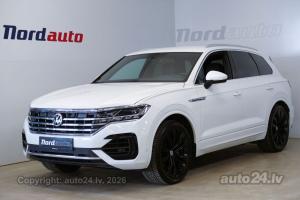 White Volkswagen Touareg 2018 in Tallinn, with an engine capacity of 3.00 L and mileage of 174 thousand km for 35900 €, photo  on AUTOMOTO.COM.LV
