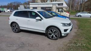 Balts Volkswagen Touareg 2018 Tallina, ar dzinēja tilpumu 3.00 L un nobraukumu 196 tūkst. km par 25000 €, foto 5 vietnē AUTOMOTO.COM.LV
