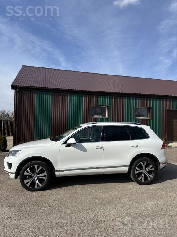 Balts Volkswagen Touareg 2018 Jēkabpils, ar dzinēja tilpumu 3.00 L un nobraukumu 198 tūkst. km par 15900 €, foto  vietnē AUTOMOTO.COM.LV