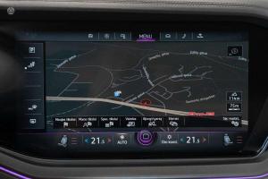Белый Фольксваген Туарег 2018 в Вильнюс, объемом двигателя 3.00 л и пробегом 127 тыс. км за 34500 €, фото 16 на AUTOMOTO.COM.LV
