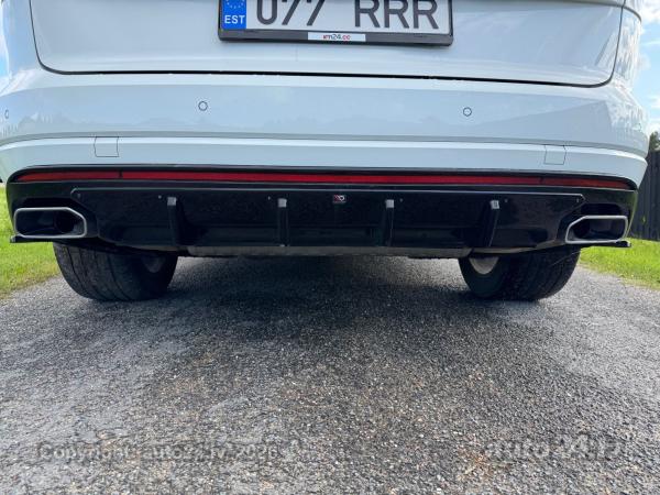 White Volkswagen Touareg 2020 in Tallinn, with an engine capacity of 3.00 L and mileage of 12 thousand km for 45000 €, photo 8 on AUTOMOTO.COM.LV