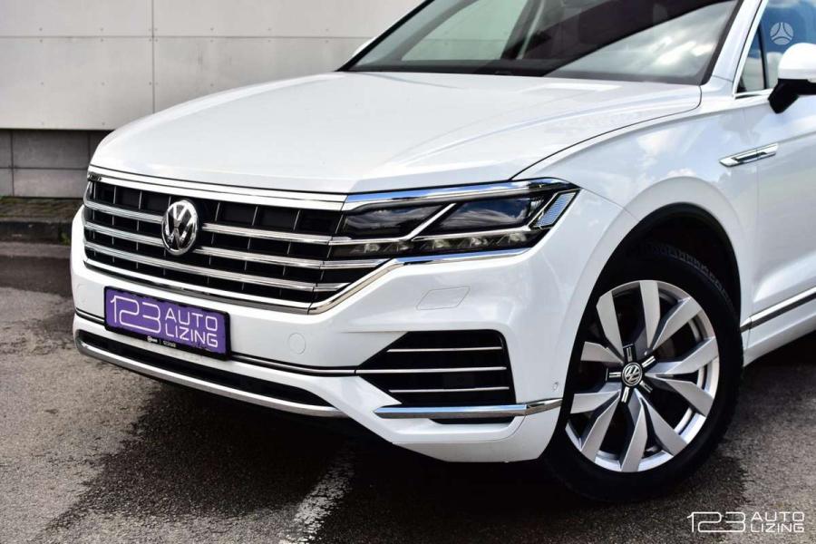 Balts Volkswagen Touareg 2020 Kretinga, ar dzinēja tilpumu 2.97 L un nobraukumu 223 tūkst. km par 32000 €, foto 3 vietnē AUTOMOTO.COM.LV