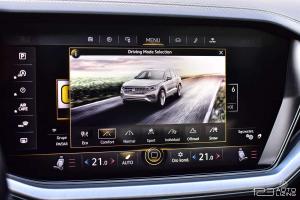 Balts Volkswagen Touareg 2020 Kretinga, ar dzinēja tilpumu 2.97 L un nobraukumu 223 tūkst. km par 32000 €, foto 22 vietnē AUTOMOTO.COM.LV