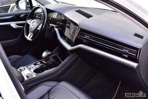 Balts Volkswagen Touareg 2020 Kretinga, ar dzinēja tilpumu 2.97 L un nobraukumu 223 tūkst. km par 32000 €, foto 30 vietnē AUTOMOTO.COM.LV
