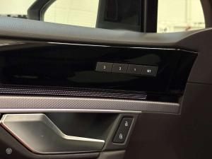 Balts Volkswagen Touareg 2021 Viļņa, ar dzinēja tilpumu 3.00 L un nobraukumu 108 tūkst. km par 46500 €, foto 16 vietnē AUTOMOTO.COM.LV