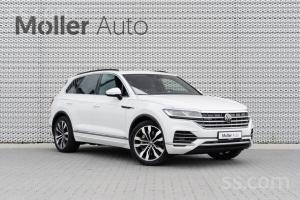 White Volkswagen Touareg 2022 in Riga, with an engine capacity of 3.00 L and mileage of 111 thousand km for 42800 €, photo 3 on AUTOMOTO.COM.LV