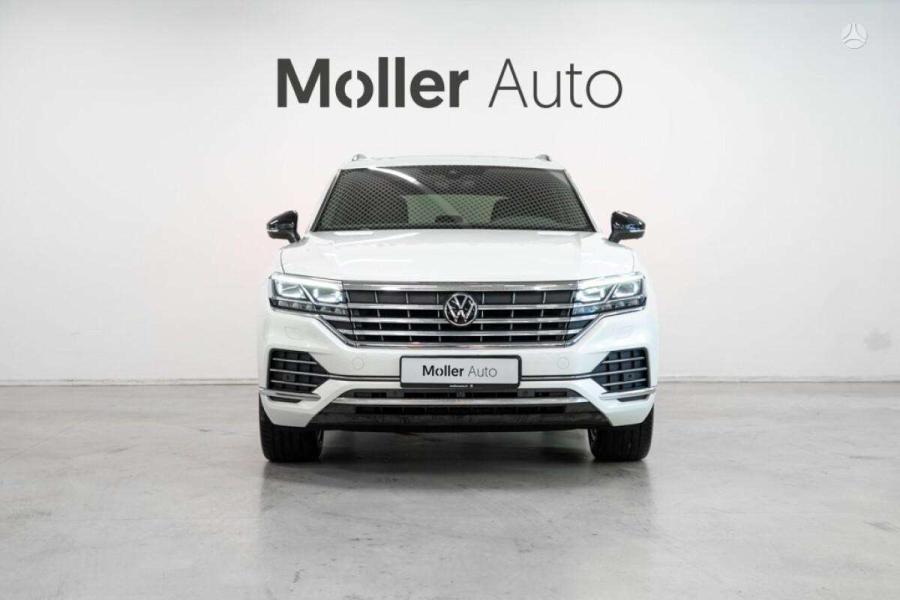 Balts Volkswagen Touareg 2023 Viļņa, ar dzinēja tilpumu 3.00 L un nobraukumu 135 tūkst. km par 45250 €, foto 6 vietnē AUTOMOTO.COM.LV